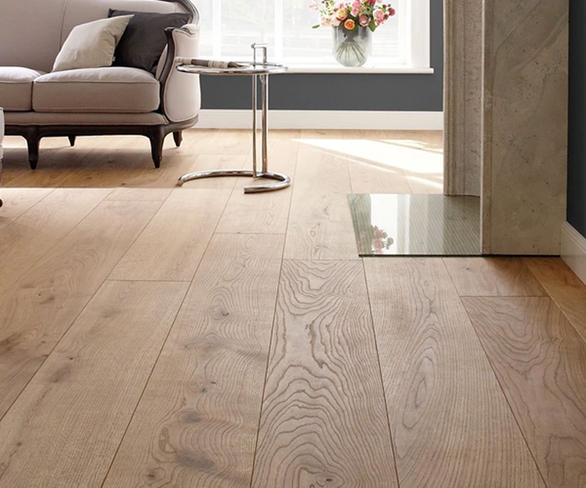 Parquet Rovere Rustico con Spaccature: parquet artigianale