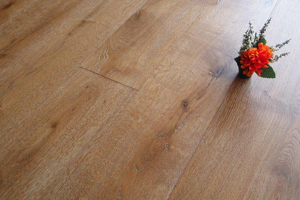 Beige Pickled Oak Parquet: maxi plank Made in Italy